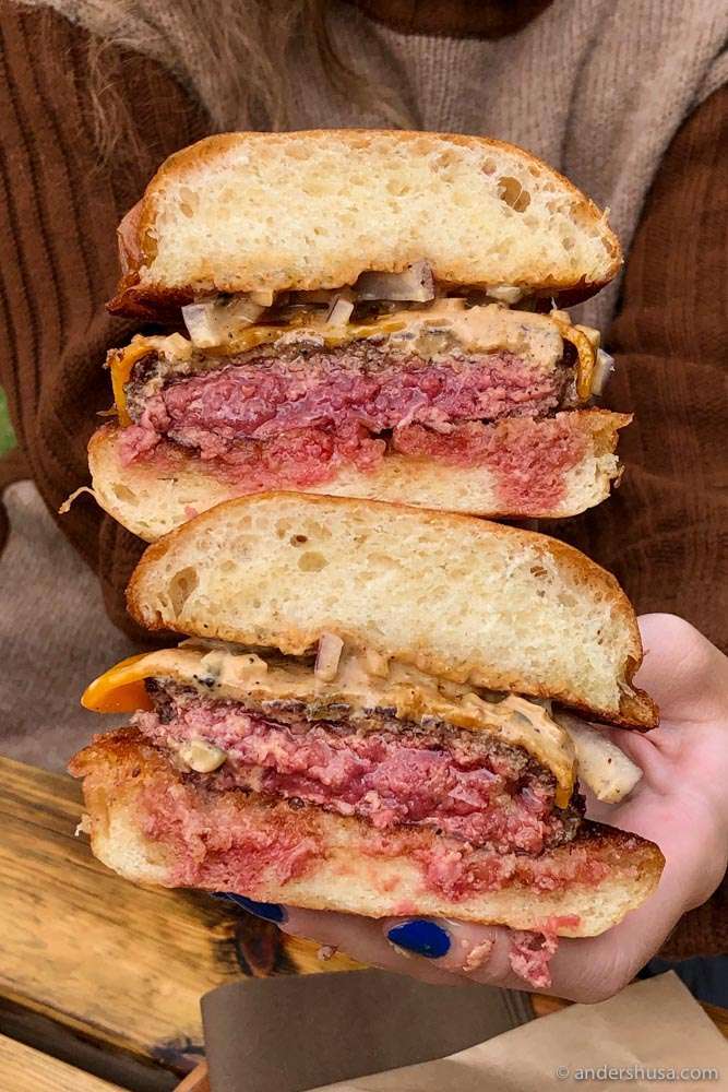 Guide: The Best Burgers in Copenhagen - The Top Cheeseburgers Ranked